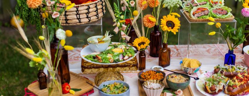 BBQ in Style: The Prettiest Way to Set Up a BBQ Buffet - Kosher.com
