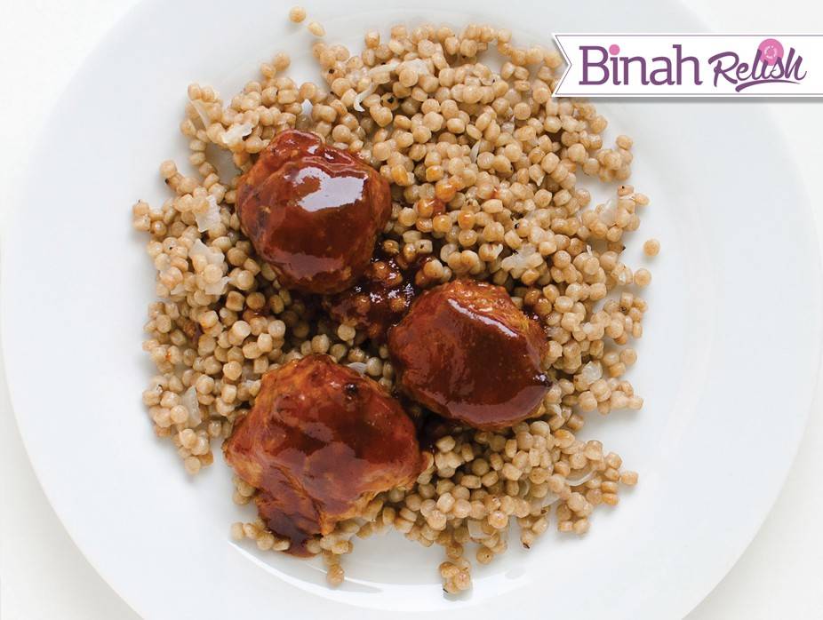 Barbecue Meatballs with Ptitim - Kosher.com
