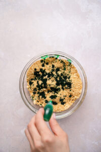 How To Make Edible Moss (For Cakes, Cupcakes, And More!) - Kosher.com