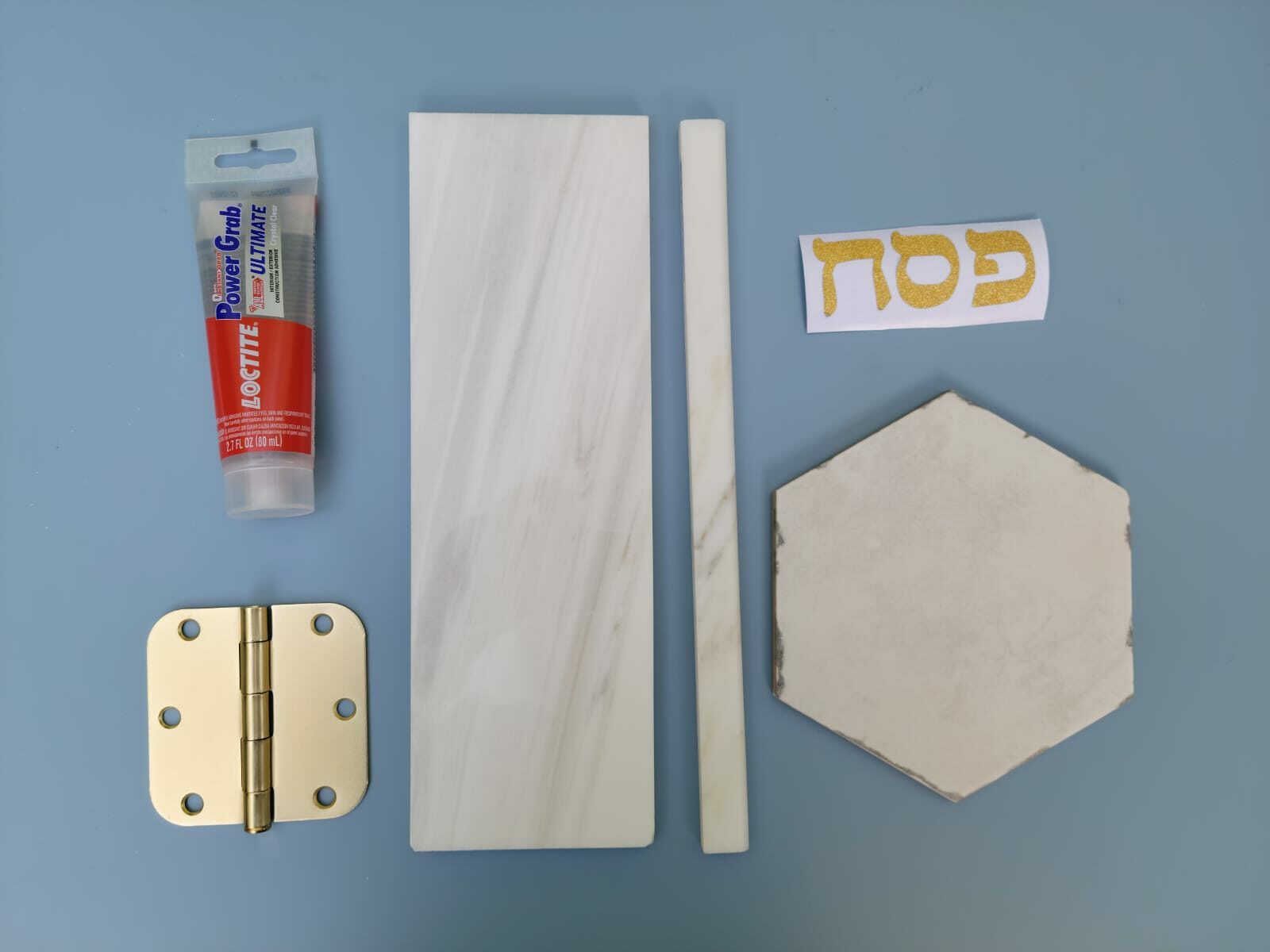 A Haggadah Stand Craft That's Perfect For The Seders - Kosher.com