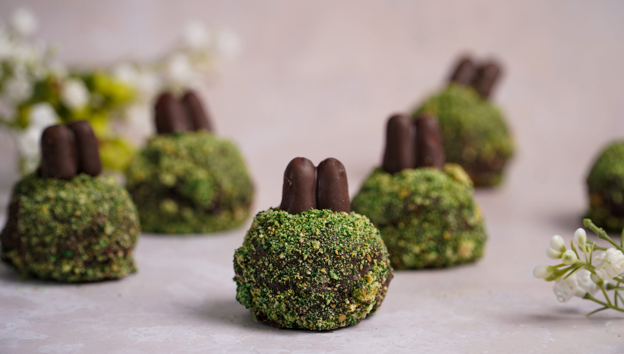 The Cutest Har Sinai Cake Truffles For Shavuot (No Baking Required ...